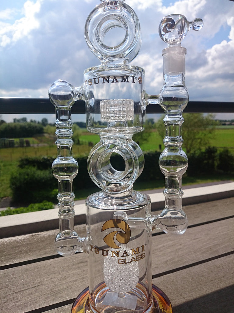 Tsunami Apple Double Donut - Premium Glass Bong – Puff Puff Palace